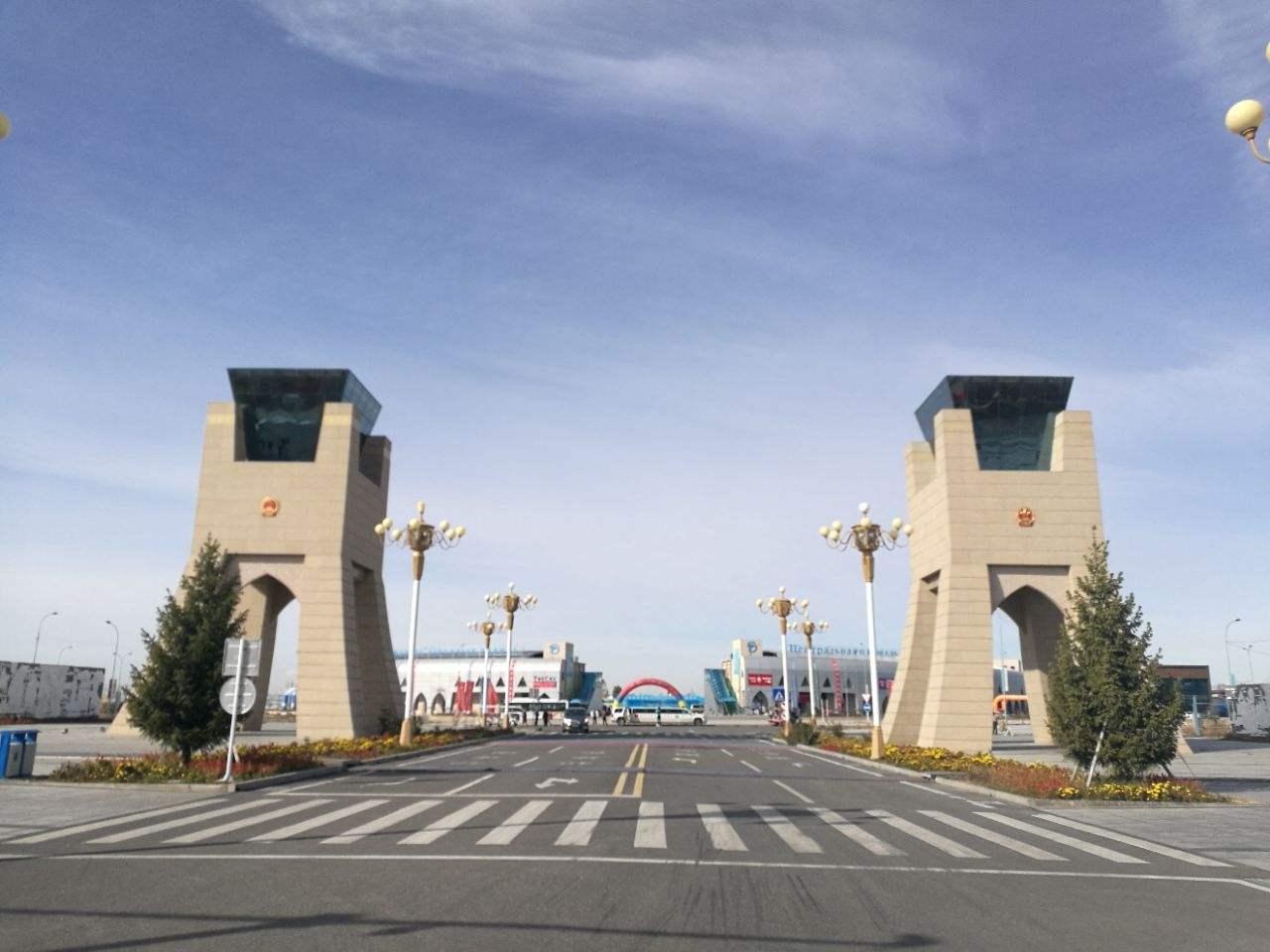 Xinjiang's Horgos pass sees 2,400 China-Europe freight trains during Q1 ...