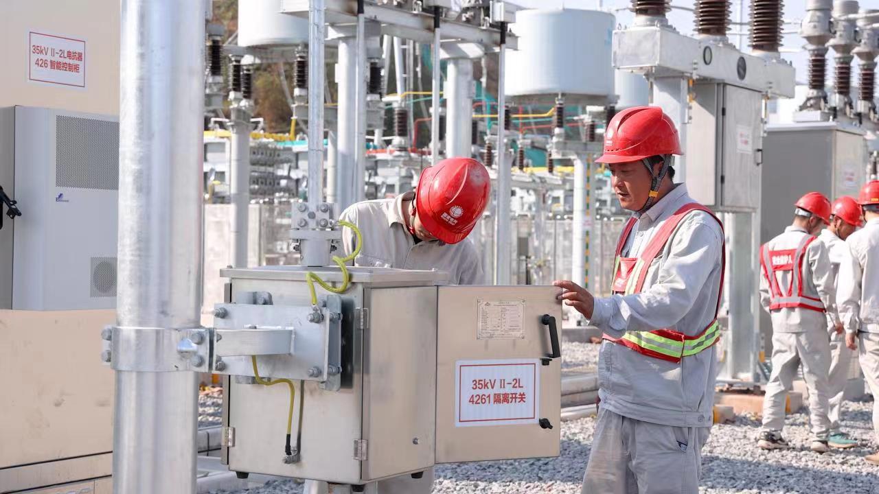 500-KV substation construction in full swing in C. China's Hunan on ...