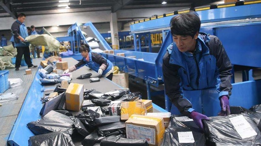 China maintains world's largest courier delivery volume - Xinhua Silk Road